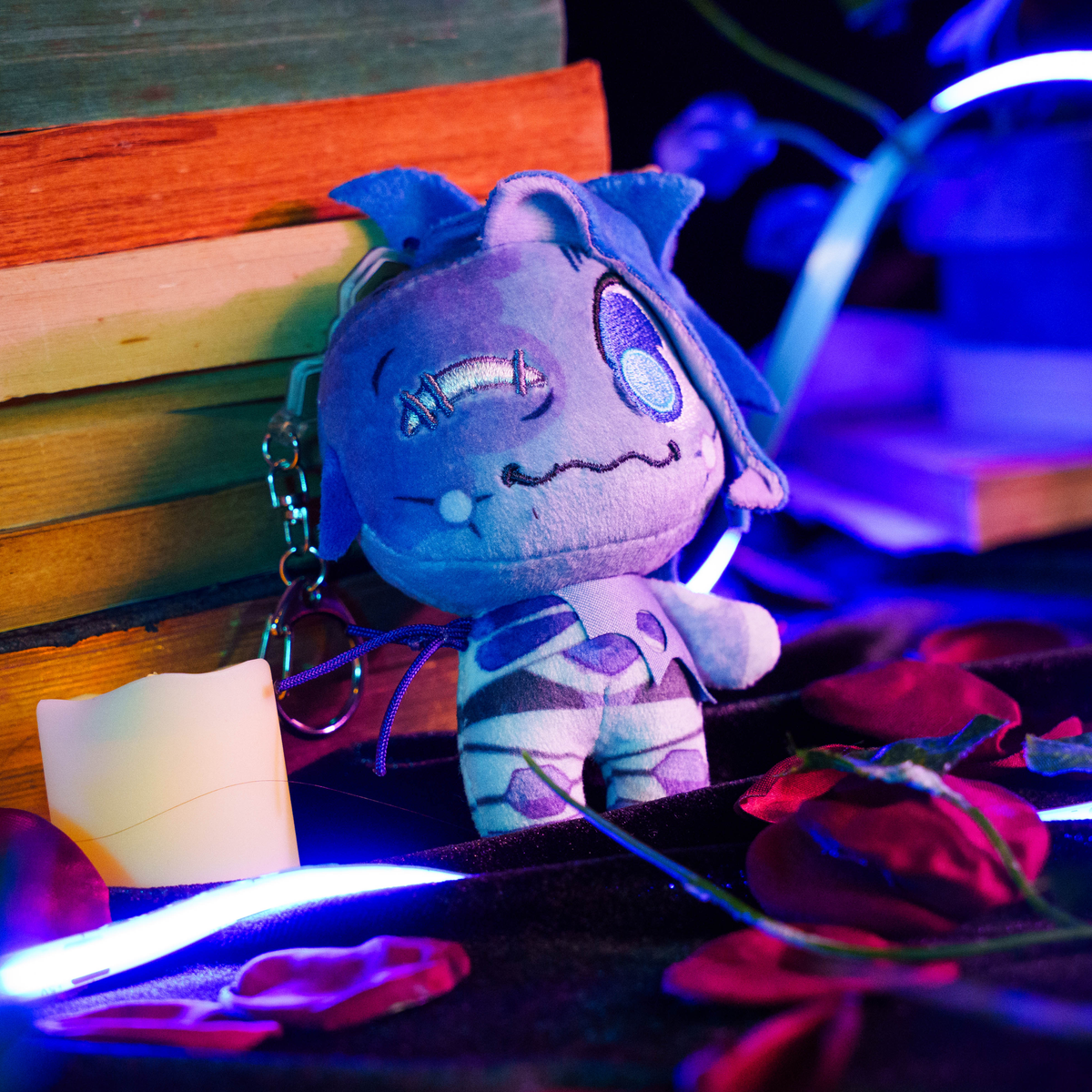 Gwen Plush Keychain – Glitch Productions Store